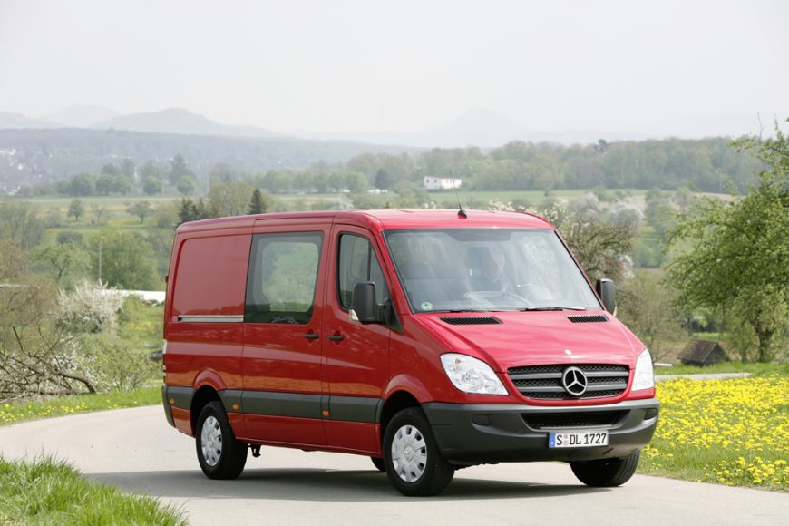 Sprinter NGT: Mercedes puts gas in commercial vehicles - Car plus Auto Blog